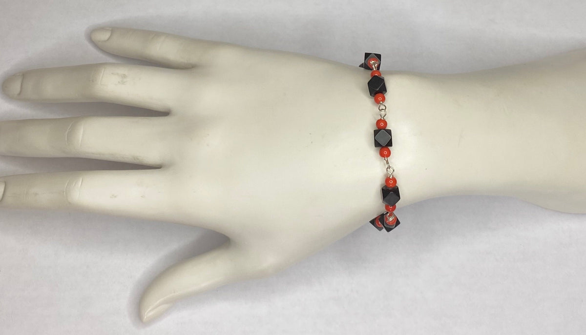 Sterling Silver Genuine 6mm Azabache Jet & Coral 7.5" Bracelet – G & W
